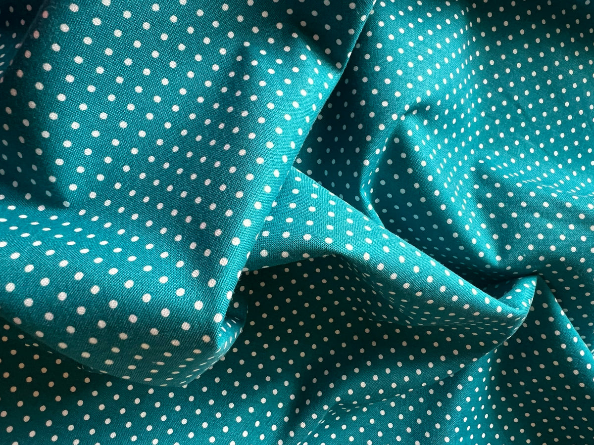 Polka dot spot in teal – Cozycoverups